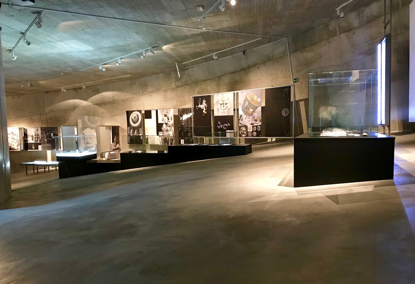 Kulturzentrum für europäische Raumfahrttechnik KSEVT – Glänzende ...