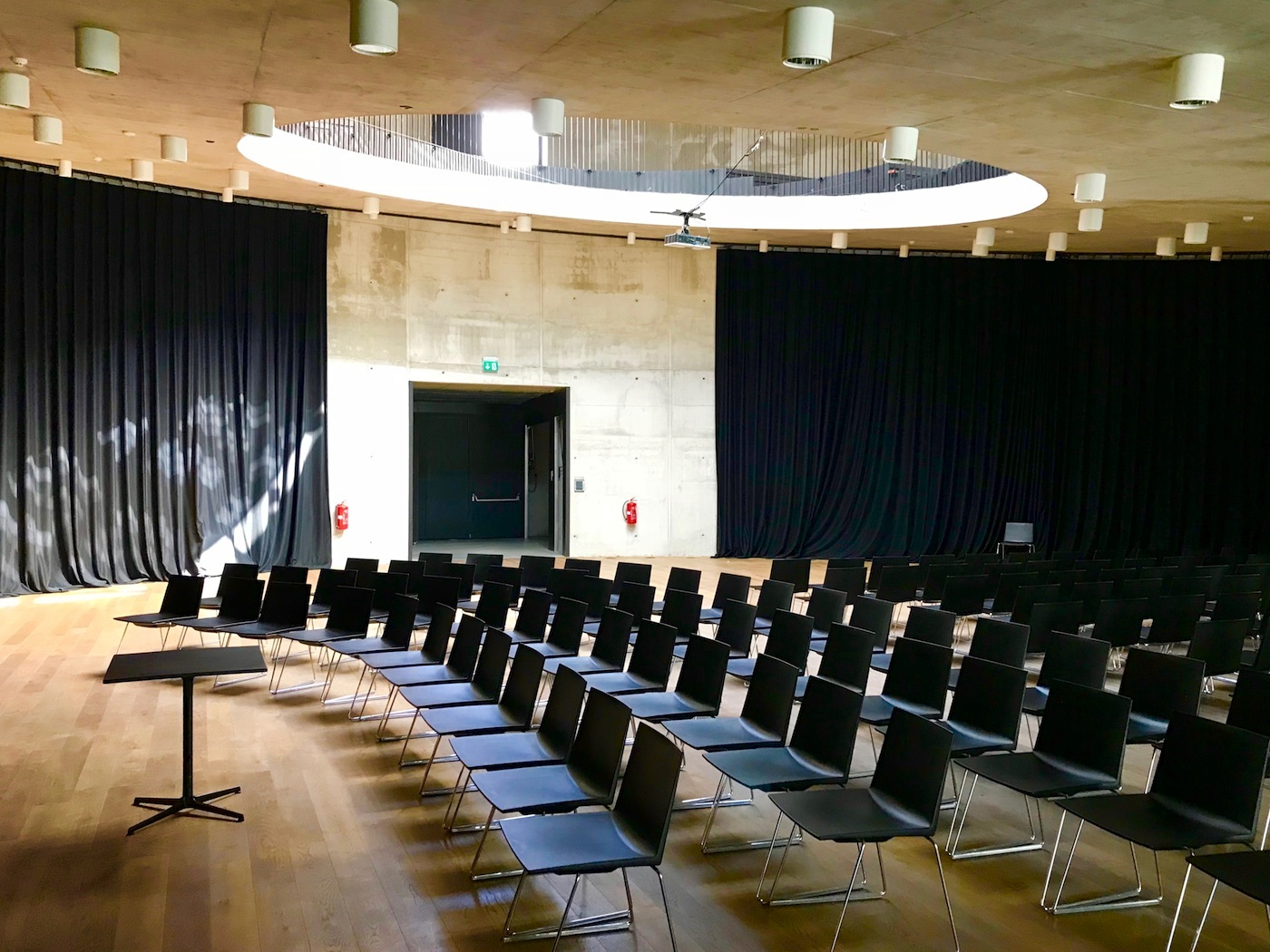 Kulturzentrum für europäische Raumfahrttechnik KSEVT – Glänzende ...