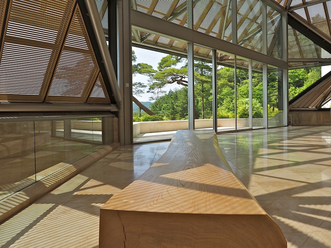 Miho Museum (Ieoh Ming Pei) [JPN. Koka] ; 1997
