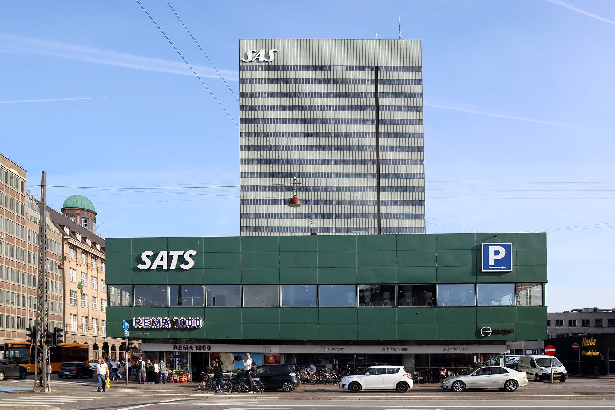 SAS Royal Kopenhagen (Arne Jacobsen) [DK. Kopenhagen] ; 1960