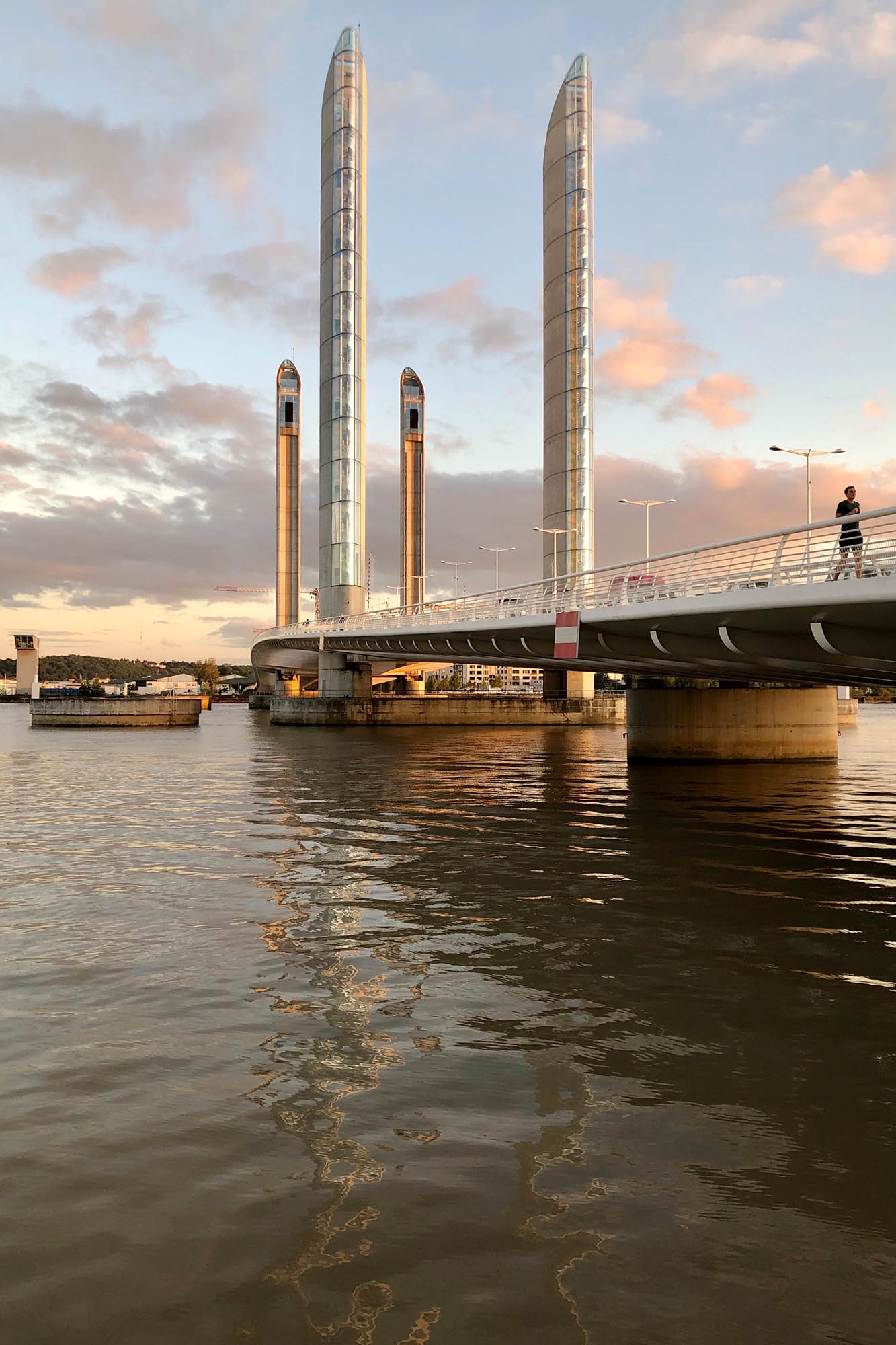Pont Jacques-Chaban-Delmas (Charles und Thomas Lavigne) [FR. Bordeaux ...