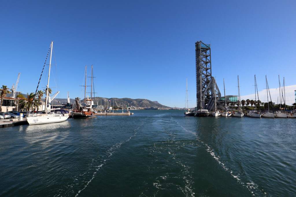 Pont basculant de la Seyne-sur-Mer (Daydé & Pillé) [FR. La Seyne-sur ...